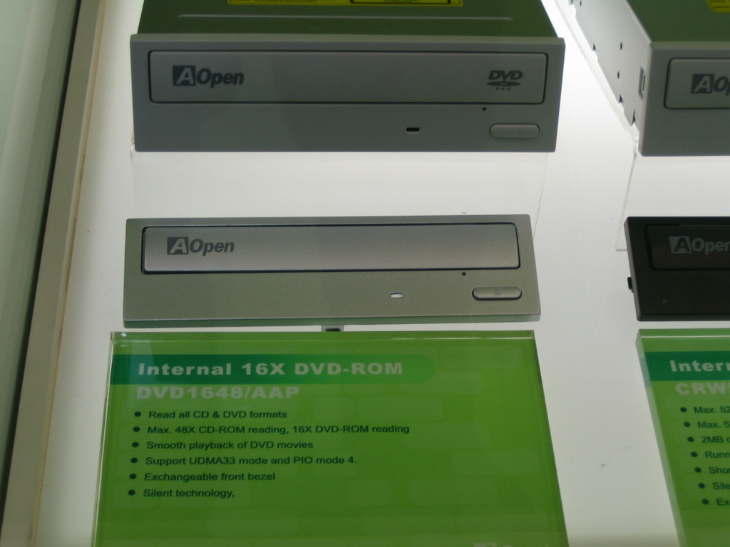 CeBIT 2005 - Printer Friendly version